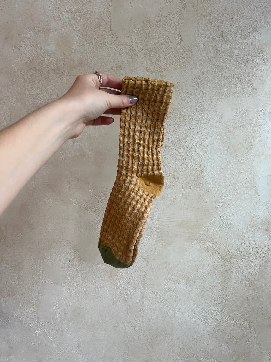 Gingham Waffle Socks by Billy Bamboo – The Wanderly